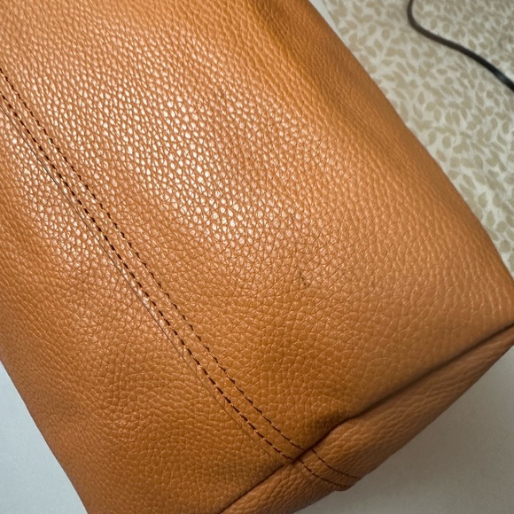 Motile | Bags | Motile Carmel Vegan Leather Wireless Battery System ...